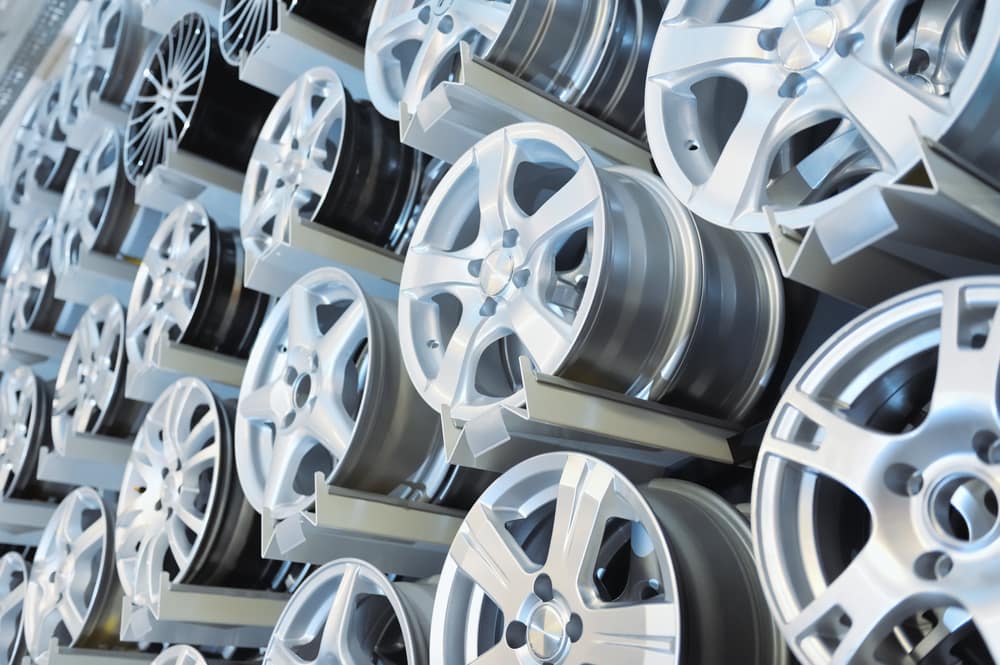 OEM vs Aftermarket Wheels: Key Differences and Tips – Kixx Motorsports